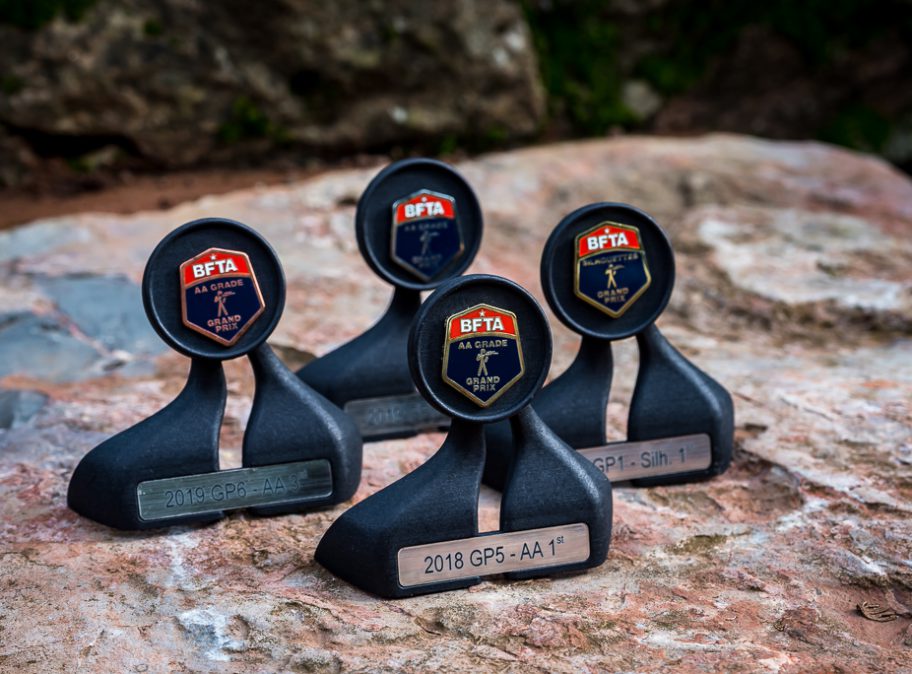 'Badger' Trophy Stand - Maestro Design FT Accessories
